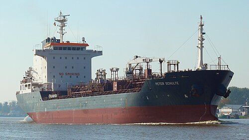 Patjens gibt vier 2732-TEU-Carrier ab - THB