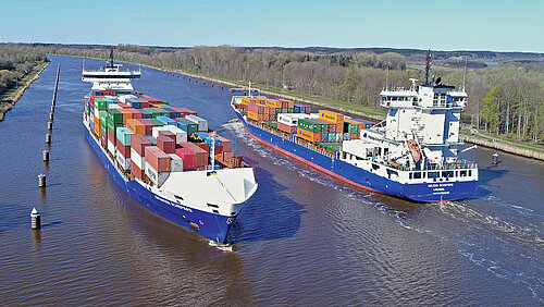 WEC beschäftigt Feeder „Helena Schepers“ - THB