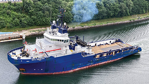Mehr Power für Marine-Schlepper - THB